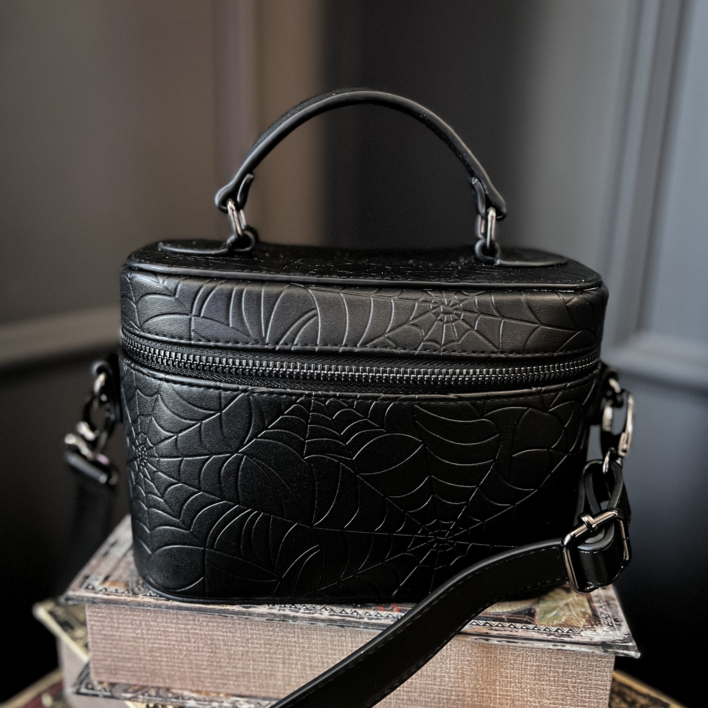Lily top handle bag – Backstitch Bruja