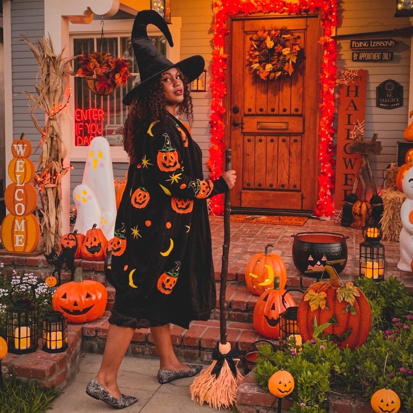 Pumpkin Witch Cardigan – Backstitch Bruja